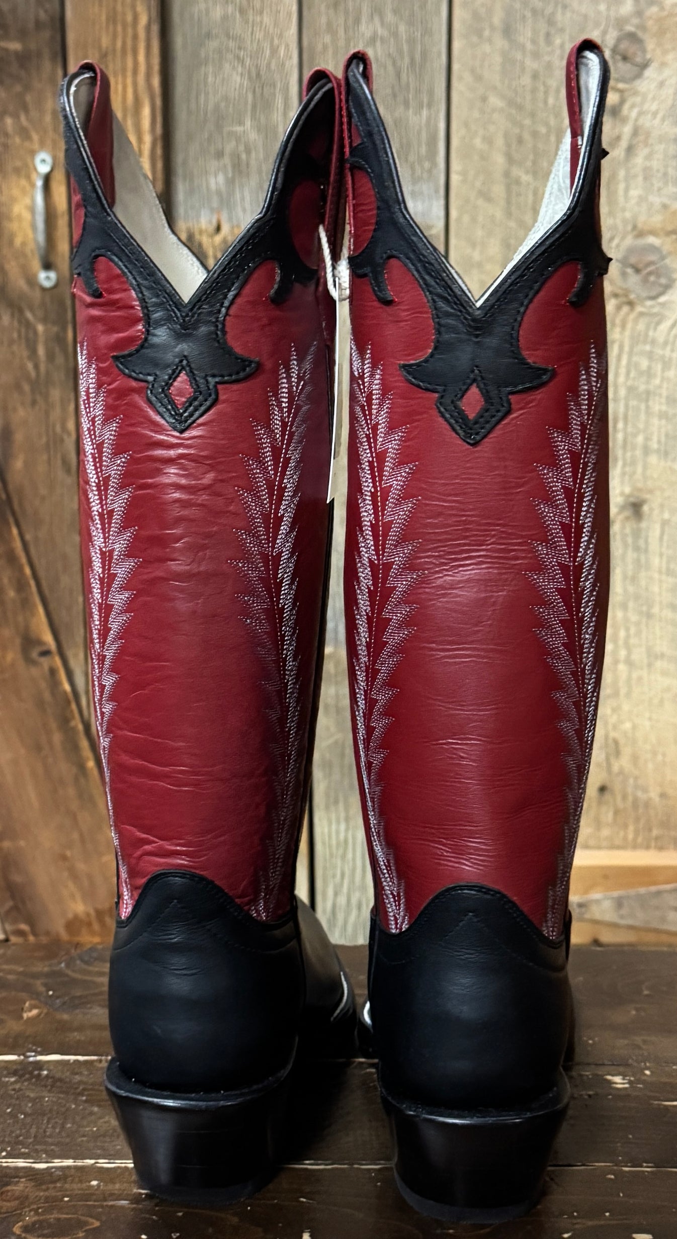 Hondo Solano® Buckaroo Red & Black Retan Full Grain Leather Tall Top C ...